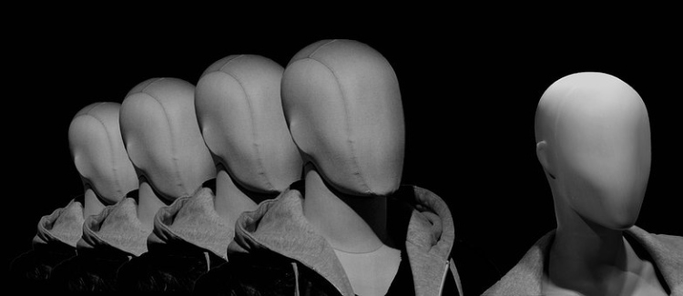 Poetry by Ethan O’Nan: “Meet New People They Said” – Fevers of the Mind